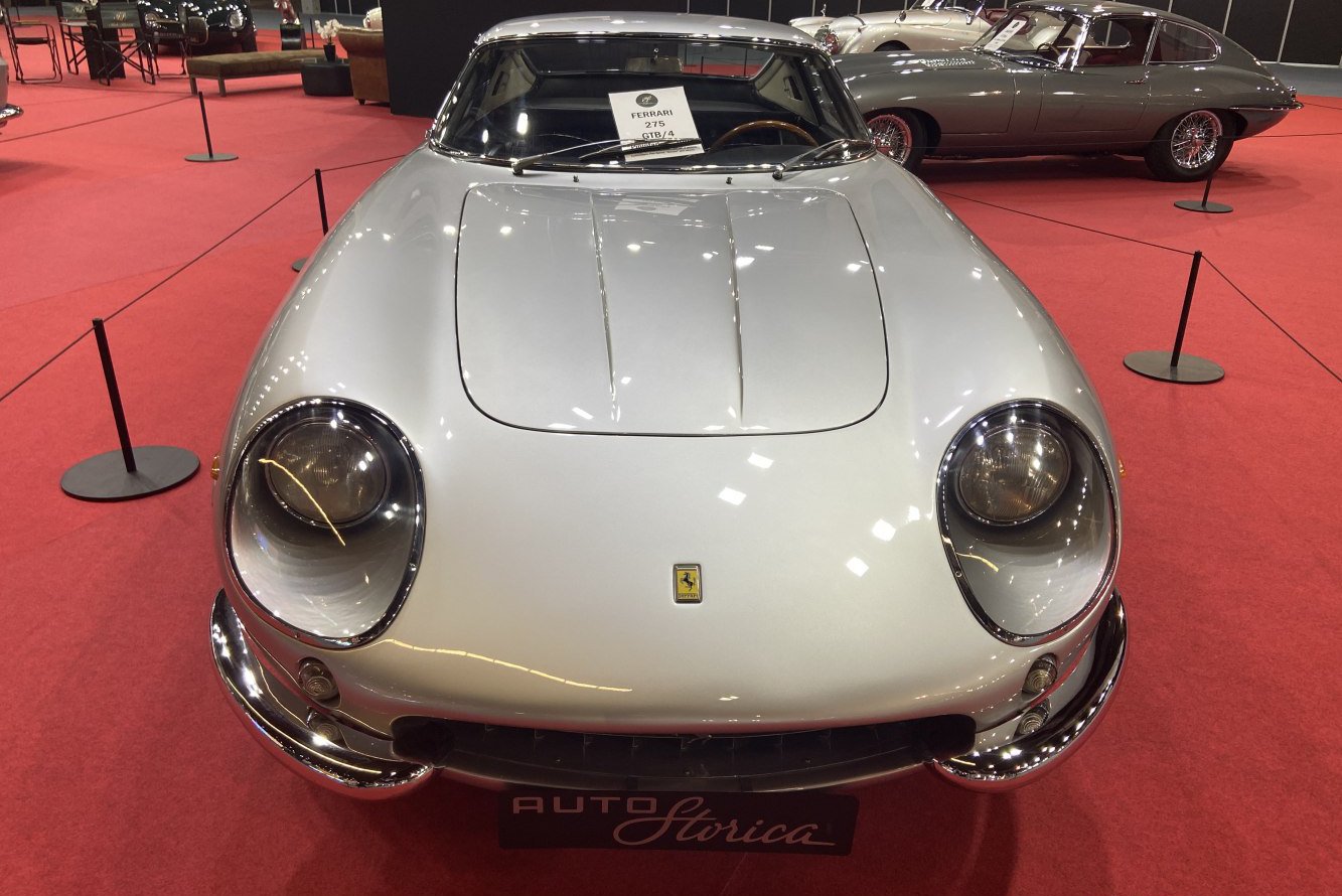 Ferrari 275 technical specifications and fuel economy